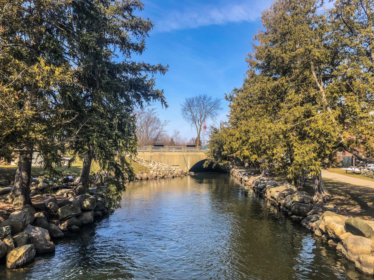 Fenton Fire Hall: American (New) Restaurant in Fenton, MI