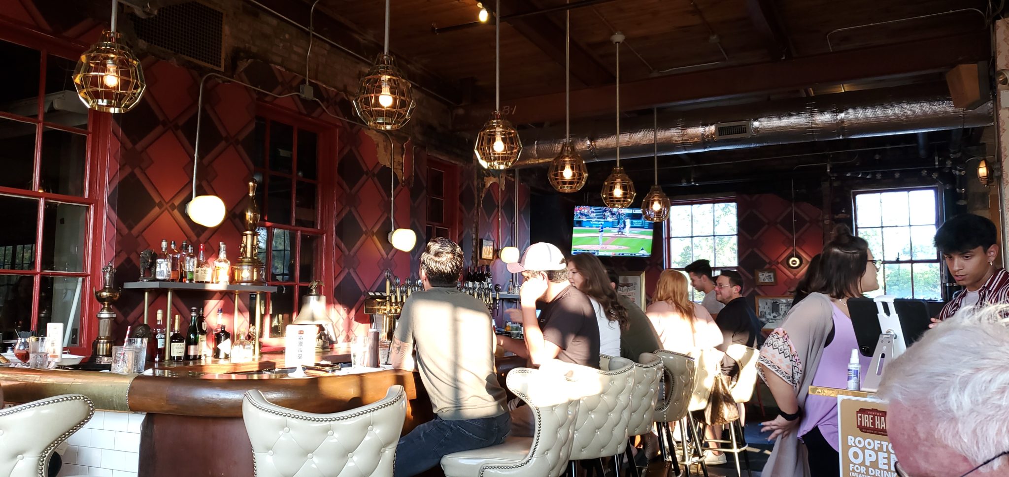 Fenton Fire Hall: American (New) Restaurant in Fenton, MI